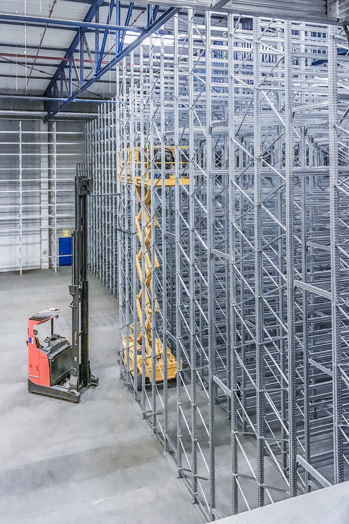 Warehouse & Distribution Centres - ShelvingMate